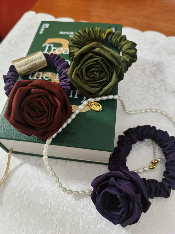 Silk Rose Scrunchie – Awulook